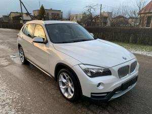 White BMW X1 2013 in Ukmerge, with an engine capacity of 2.00 L and mileage of 314 thousand km for 7250 €, photo 8 on AUTOMOTO.COM.LV