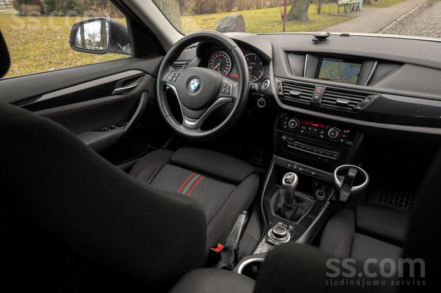 Balts BMW X1 2013 Rīga, ar dzinēja tilpumu 2.00 L un nobraukumu 291 tūkst. km par 10300 €, foto 7 vietnē AUTOMOTO.COM.LV