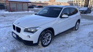 White BMW X1 2013 in Vilnius, with an engine capacity of 2.00 L and mileage of 128 thousand km for 8400 €, photo 2 on AUTOMOTO.COM.LV