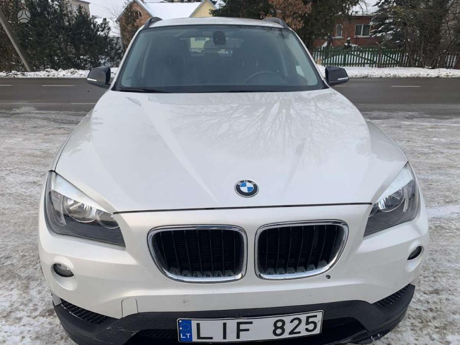 Balts BMW X1 2013 Kauņa, ar dzinēja tilpumu 2.00 L un nobraukumu 125 tūkst. km par 9200 €, foto 5 vietnē AUTOMOTO.COM.LV