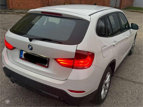 Balts BMW X1 2013 Marijampole, ar dzinēja tilpumu 2.00 L un nobraukumu 183 tūkst. km par 7200 €, foto 5 vietnē AUTOMOTO.COM.LV
