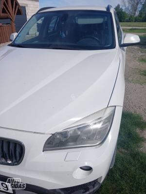 White BMW X1 2013 in Jurbarkas, with an engine capacity of 2.00 L and mileage of 230 thousand km for 4200 €, photo  on AUTOMOTO.COM.LV