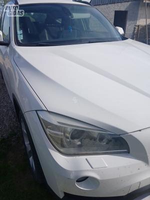 White BMW X1 2013 in Jurbarkas, with an engine capacity of 2.00 L and mileage of 230 thousand km for 4200 €, photo 3 on AUTOMOTO.COM.LV