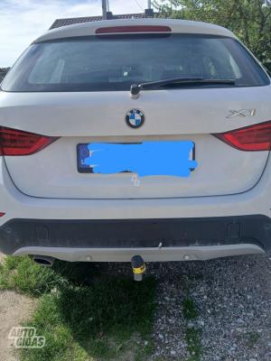 White BMW X1 2013 in Jurbarkas, with an engine capacity of 2.00 L and mileage of 230 thousand km for 4200 €, photo 5 on AUTOMOTO.COM.LV