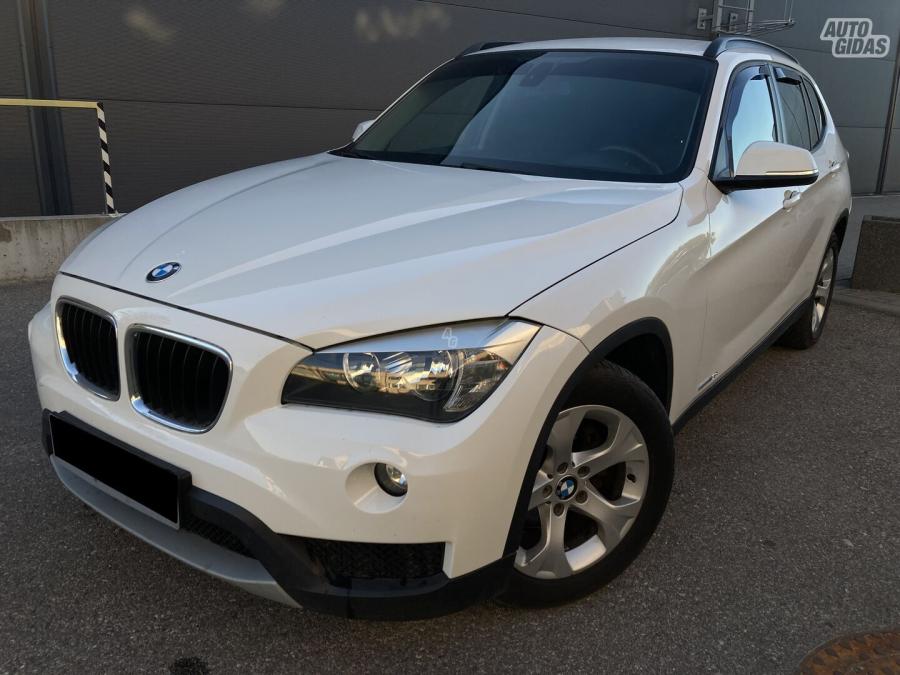 White BMW X1 2013 in Marijampole, with an engine capacity of 2.00 L and mileage of 298 thousand km for 6750 €, photo 1 on AUTOMOTO.COM.LV
