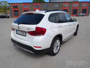 Белый БМВ Х1 2013 в Рига, объемом двигателя 2.00 л и пробегом 135 тыс. км за 9200 €, фото 7 на AUTOMOTO.COM.LV