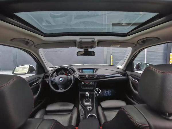 Balts BMW X1 2013 Rīga, ar dzinēja tilpumu 2.00 L un nobraukumu 243 tūkst. km par 10590 €, foto 9 vietnē AUTOMOTO.COM.LV