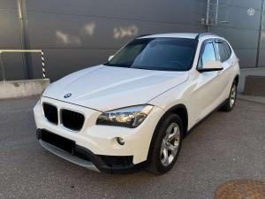 White BMW X1 2013 in Marijampole, with an engine capacity of 2.00 L and mileage of 298 thousand km for 6699 €, photo 4 on AUTOMOTO.COM.LV