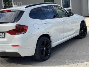 Balts BMW X1 2013 Jūrmala, ar dzinēja tilpumu 2.00 L un nobraukumu 0 tūkst. km par 9750 €, foto 9 vietnē AUTOMOTO.COM.LV
