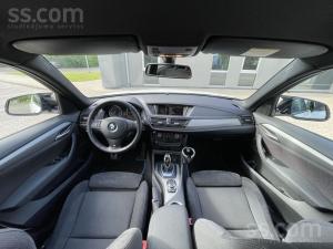 Balts BMW X1 2013 Jūrmala, ar dzinēja tilpumu 2.00 L un nobraukumu 0 tūkst. km par 9750 €, foto 27 vietnē AUTOMOTO.COM.LV