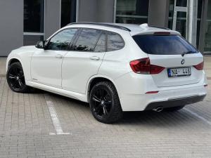 Balts BMW X1 2013 Jūrmala, ar dzinēja tilpumu 2.00 L un nobraukumu 239 tūkst. km par 9750 €, foto 14 vietnē AUTOMOTO.COM.LV