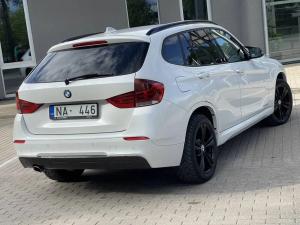 Balts BMW X1 2013 Jūrmala, ar dzinēja tilpumu 2.00 L un nobraukumu 239 tūkst. km par 9750 €, foto 5 vietnē AUTOMOTO.COM.LV