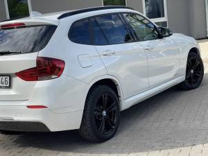 Balts BMW X1 2013 Jūrmala, ar dzinēja tilpumu 2.00 L un nobraukumu 239 tūkst. km par 9750 €, foto 9 vietnē AUTOMOTO.COM.LV