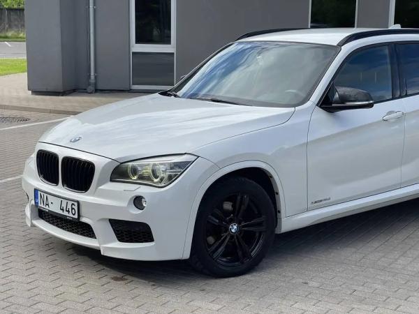 Balts BMW X1 2013 Jūrmala, ar dzinēja tilpumu 2.00 L un nobraukumu 239 tūkst. km par 9750 €, foto 9 vietnē AUTOMOTO.COM.LV