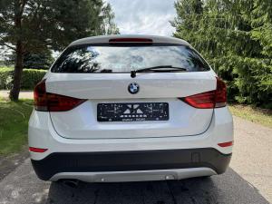White BMW X1 2013 in Marijampole, with an engine capacity of 2.00 L and mileage of 150 thousand km for 6999 €, photo 7 on AUTOMOTO.COM.LV