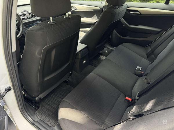 Balts BMW X1 2013 Marijampole, ar dzinēja tilpumu 2.00 L un nobraukumu 150 tūkst. km par 6999 €, foto 8 vietnē AUTOMOTO.COM.LV