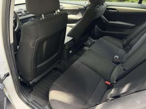 White BMW X1 2013 in Marijampole, with an engine capacity of 2.00 L and mileage of 150 thousand km for 6999 €, photo 9 on AUTOMOTO.COM.LV