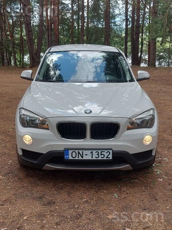 Balts BMW X1 2013 Daugavpils, ar dzinēja tilpumu 2.00 L un nobraukumu 247 tūkst. km par 7150 €, foto 1 vietnē AUTOMOTO.COM.LV