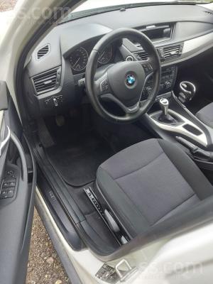 White BMW X1 2013 in Daugavpils, with an engine capacity of 2.00 L and mileage of 247 thousand km for 7150 €, photo 16 on AUTOMOTO.COM.LV