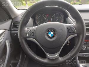 White BMW X1 2013 in Daugavpils, with an engine capacity of 2.00 L and mileage of 247 thousand km for 7150 €, photo 20 on AUTOMOTO.COM.LV