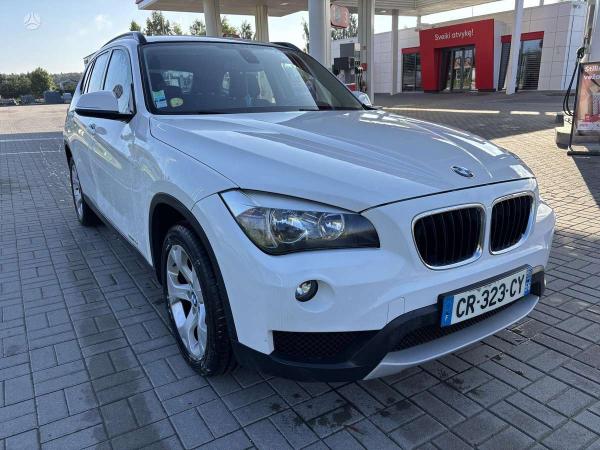 Balts BMW X1 2013 Tauragė, ar dzinēja tilpumu 2.00 L un nobraukumu 240 tūkst. km par 4900 €, foto 4 vietnē AUTOMOTO.COM.LV