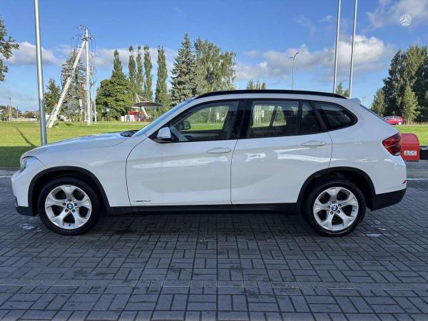 Balts BMW X1 2013 Tauragė, ar dzinēja tilpumu 2.00 L un nobraukumu 240 tūkst. km par 4900 €, foto 5 vietnē AUTOMOTO.COM.LV