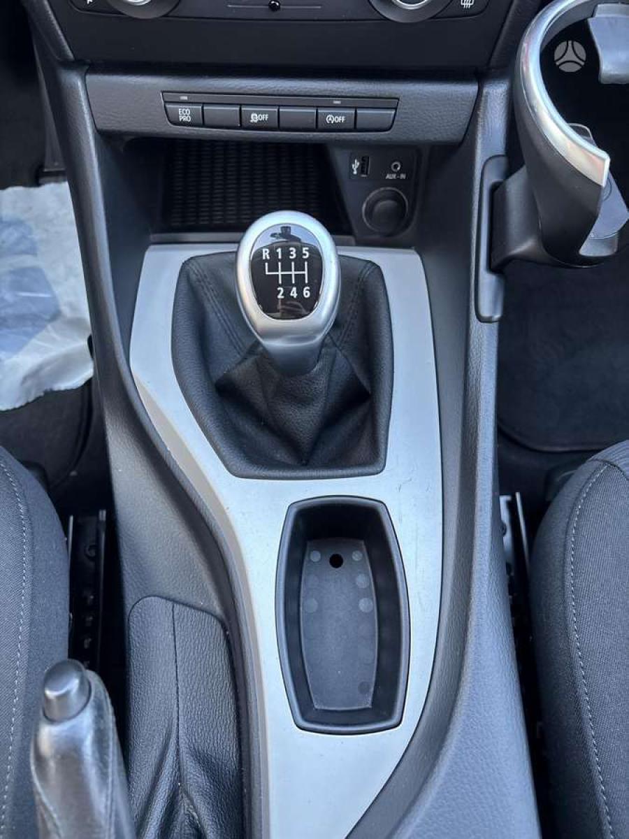 Balts BMW X1 2013 Tauragė, ar dzinēja tilpumu 2.00 L un nobraukumu 240 tūkst. km par 4900 €, foto 15 vietnē AUTOMOTO.COM.LV