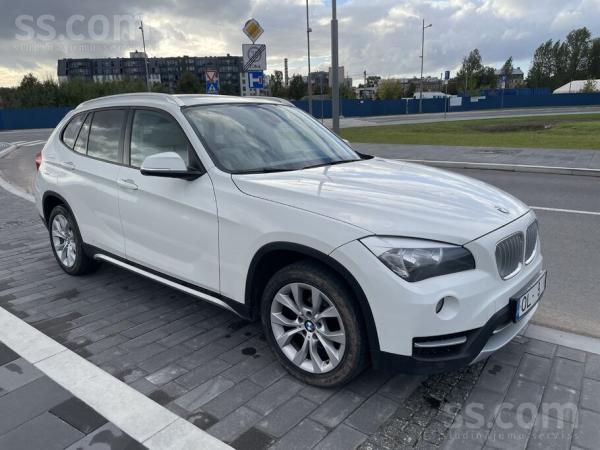 Balts BMW X1 2013 Rīga, ar dzinēja tilpumu 2.00 L un nobraukumu 228 tūkst. km par 8790 €, foto 7 vietnē AUTOMOTO.COM.LV