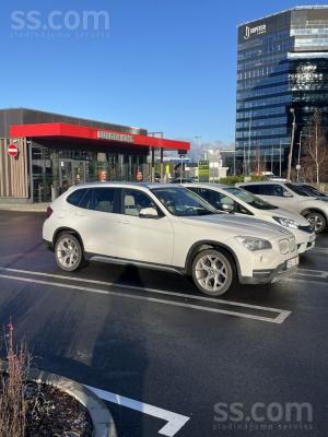Balts BMW X1 2013 Rīga, ar dzinēja tilpumu 2.00 L un nobraukumu 228 tūkst. km par 8790 €, foto 13 vietnē AUTOMOTO.COM.LV
