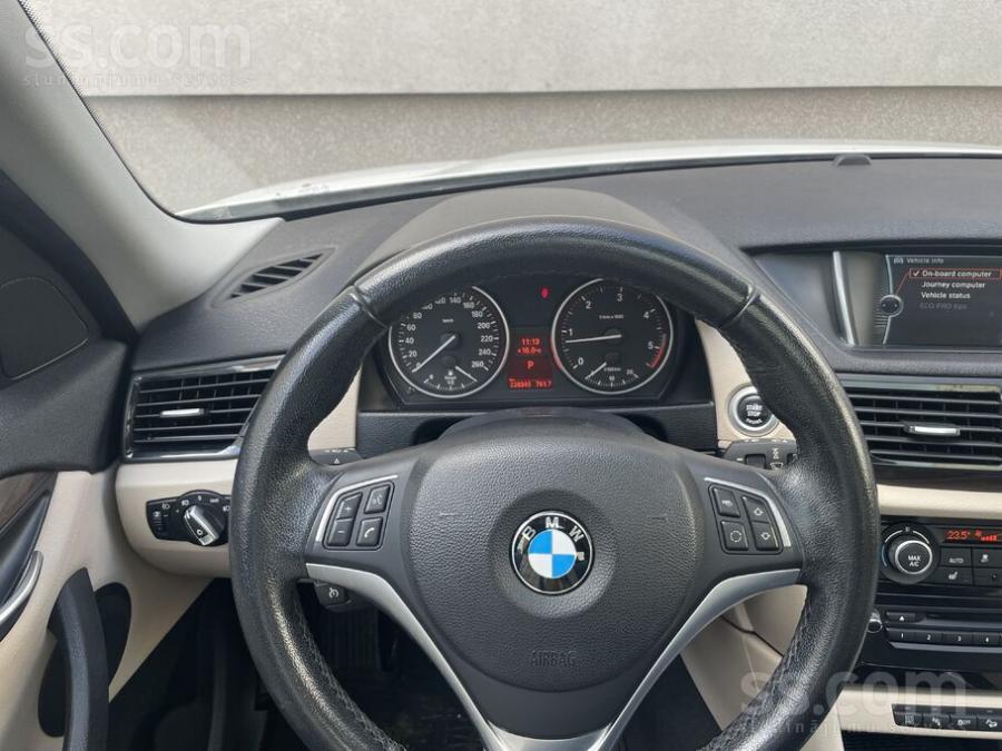 Balts BMW X1 2013 Rīga, ar dzinēja tilpumu 2.00 L un nobraukumu 228 tūkst. km par 8790 €, foto 17 vietnē AUTOMOTO.COM.LV