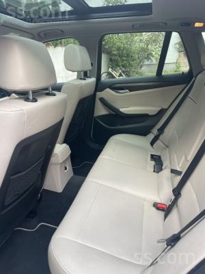 Balts BMW X1 2013 Rīga, ar dzinēja tilpumu 2.00 L un nobraukumu 228 tūkst. km par 8790 €, foto 19 vietnē AUTOMOTO.COM.LV