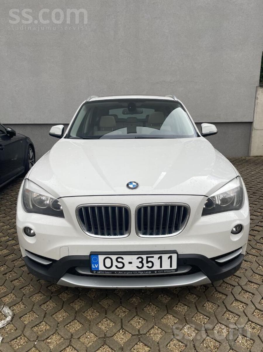 Balts BMW X1 2013 Rīga, ar dzinēja tilpumu 2.00 L un nobraukumu 228 tūkst. km par 8790 €, foto 31 vietnē AUTOMOTO.COM.LV