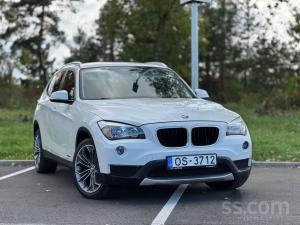 Balts BMW X1 2013 Rīga, ar dzinēja tilpumu 2.00 L un nobraukumu 329 tūkst. km par 6350 €, foto 4 vietnē AUTOMOTO.COM.LV