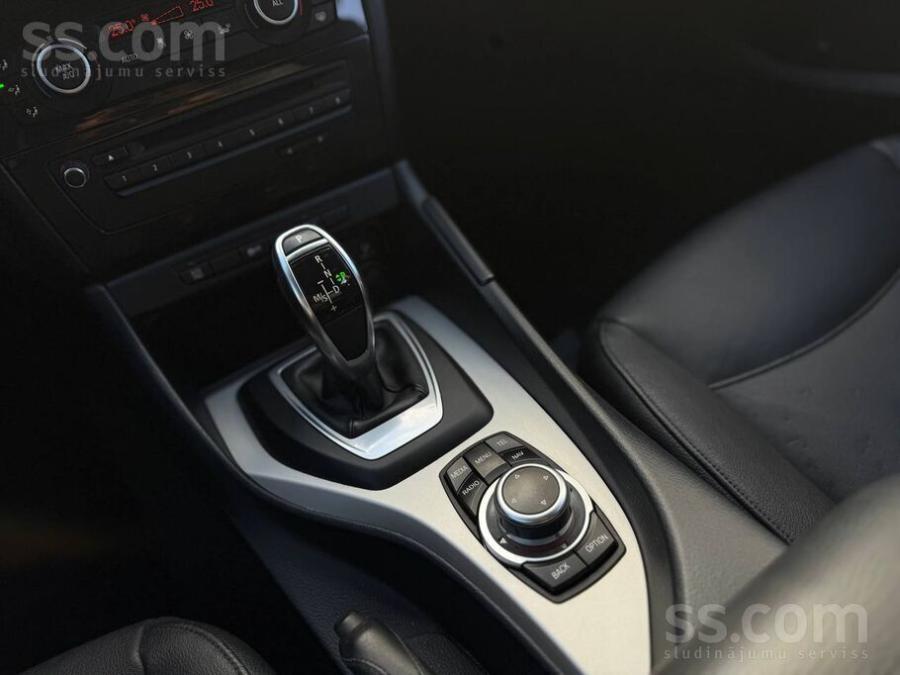 Balts BMW X1 2013 Rīga, ar dzinēja tilpumu 2.00 L un nobraukumu 329 tūkst. km par 6350 €, foto 30 vietnē AUTOMOTO.COM.LV