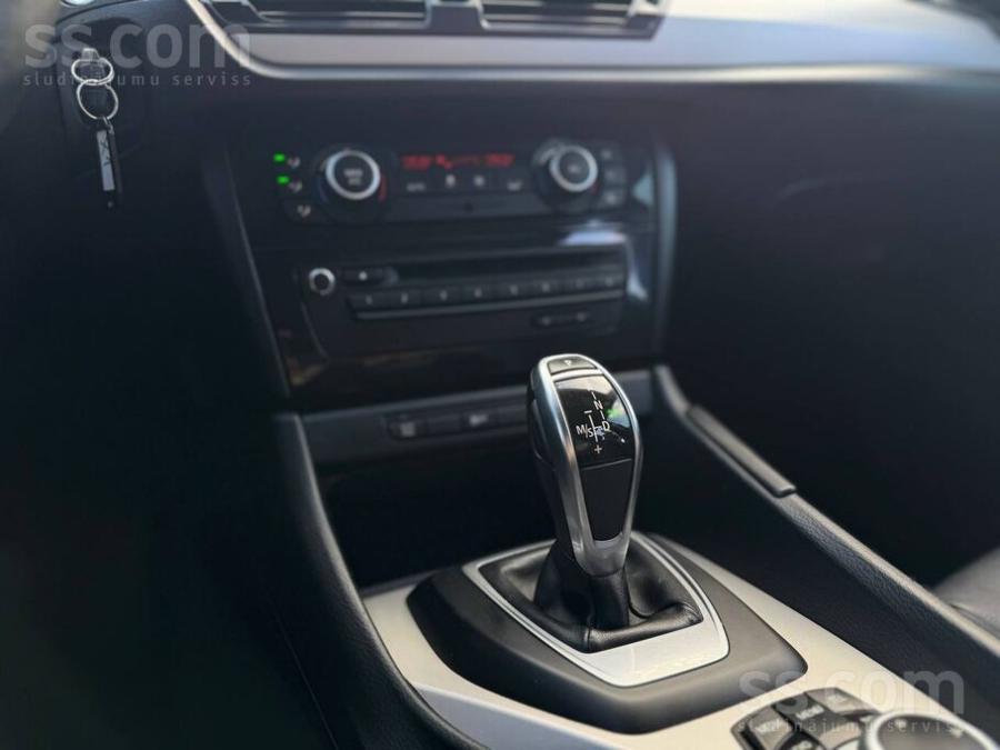 Balts BMW X1 2013 Rīga, ar dzinēja tilpumu 2.00 L un nobraukumu 329 tūkst. km par 6350 €, foto 27 vietnē AUTOMOTO.COM.LV