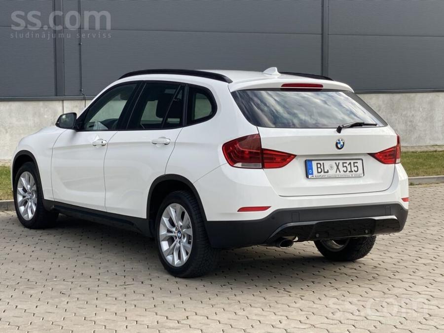 White BMW X1 2014 in Riga, with an engine capacity of 2.00 L and mileage of 176 thousand km for 9990 €, photo 8 on AUTOMOTO.COM.LV