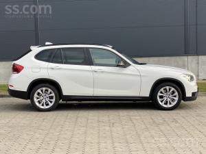 White BMW X1 2014 in Riga, with an engine capacity of 2.00 L and mileage of 176 thousand km for 9990 €, photo 9 on AUTOMOTO.COM.LV