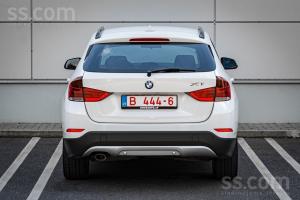 Balts BMW X1 2014 Rīga, ar dzinēja tilpumu 2.00 L un nobraukumu 0 tūkst. km par 9150 €, foto 5 vietnē AUTOMOTO.COM.LV