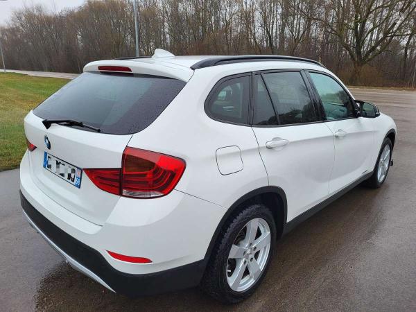 Balts BMW X1 2014 Tauragė, ar dzinēja tilpumu 2.00 L un nobraukumu 246 tūkst. km par 7900 €, foto 5 vietnē AUTOMOTO.COM.LV