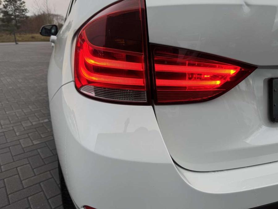 Balts BMW X1 2014 Telšiai, ar dzinēja tilpumu 2.00 L un nobraukumu 258 tūkst. km par 8300 €, foto 11 vietnē AUTOMOTO.COM.LV