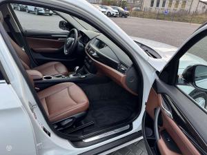 Balts BMW X1 2014 Telšiai, ar dzinēja tilpumu 2.00 L un nobraukumu 258 tūkst. km par 8300 €, foto 20 vietnē AUTOMOTO.COM.LV