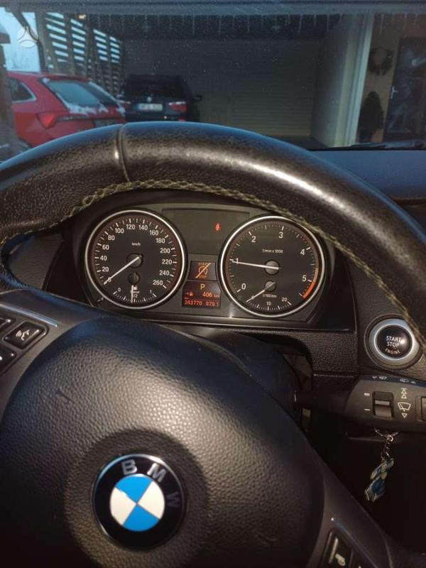 White BMW X1 2014 in Kaunas, with an engine capacity of 2.00 L and mileage of 244 thousand km for 9200 €, photo 6 on AUTOMOTO.COM.LV