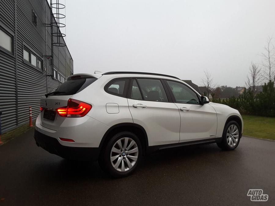 Balts BMW X1 2014 Kretinga, ar dzinēja tilpumu 2.00 L un nobraukumu 164 tūkst. km par 8000 €, foto 9 vietnē AUTOMOTO.COM.LV