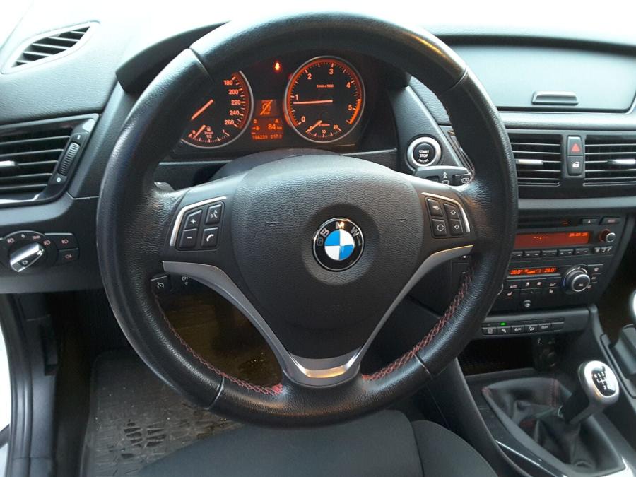 Balts BMW X1 2014 Kretinga, ar dzinēja tilpumu 2.00 L un nobraukumu 164 tūkst. km par 8000 €, foto 21 vietnē AUTOMOTO.COM.LV