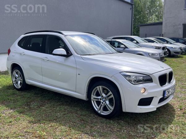Balts BMW X1 2014 Limbaži, ar dzinēja tilpumu 2.00 L un nobraukumu 226 tūkst. km par 10950 €, foto 3 vietnē AUTOMOTO.COM.LV