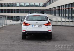 White BMW X1 2014 in Riga, with an engine capacity of 2.00 L and mileage of 181 thousand km for 9980 €, photo 6 on AUTOMOTO.COM.LV