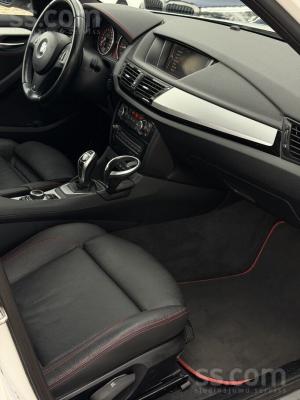White BMW X1 2014 in Riga, with an engine capacity of 2.00 L and mileage of 181 thousand km for 9980 €, photo 9 on AUTOMOTO.COM.LV