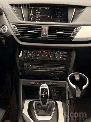 White BMW X1 2014 in Riga, with an engine capacity of 2.00 L and mileage of 181 thousand km for 9980 €, photo 13 on AUTOMOTO.COM.LV