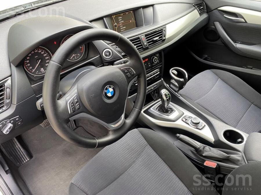 Белый БМВ Х1 2014 в Рига, объемом двигателя 2.00 л и пробегом 240 тыс. км за 9990 €, фото 11 на AUTOMOTO.COM.LV