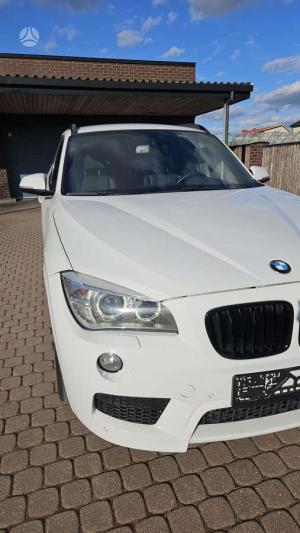 Balts BMW X1 2014 Radviliškis, ar dzinēja tilpumu 2.00 L un nobraukumu 223 tūkst. km par 8700 €, foto 17 vietnē AUTOMOTO.COM.LV